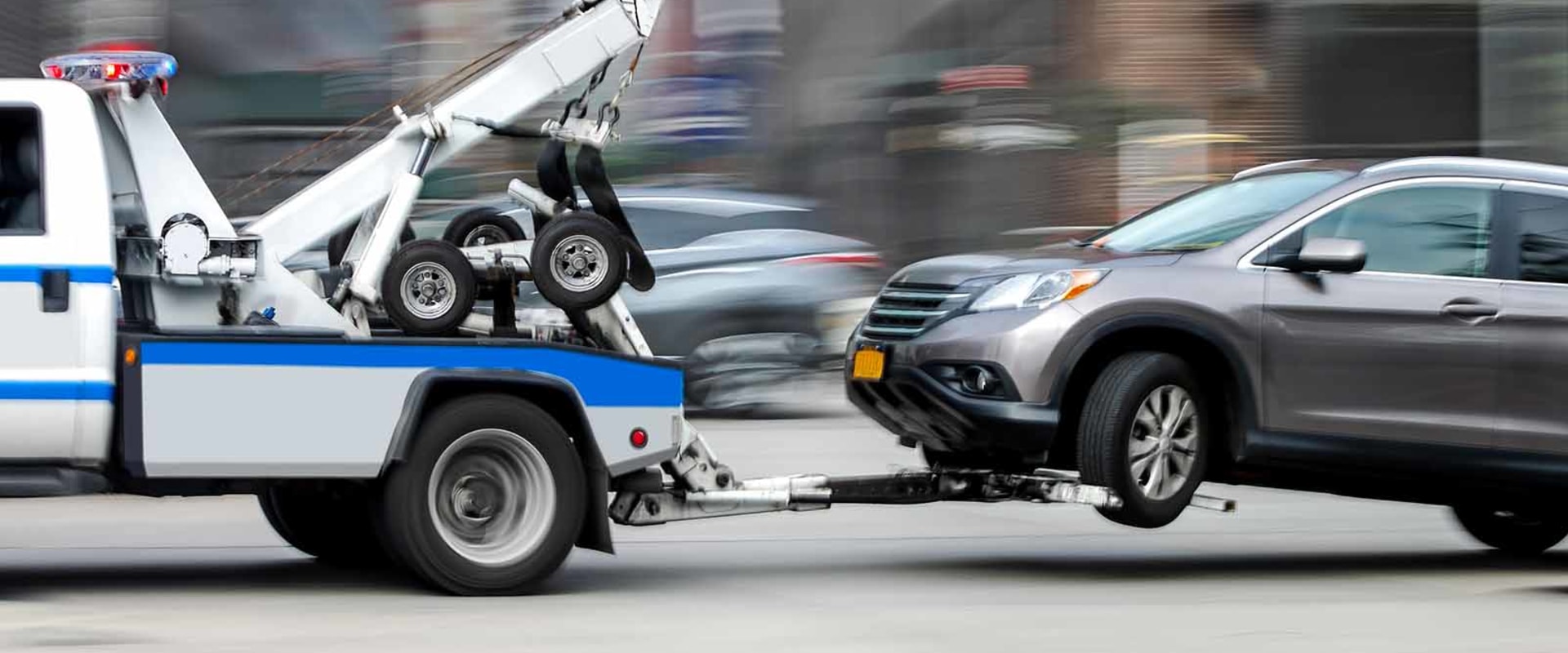 What is the meaning of towing vehicle?